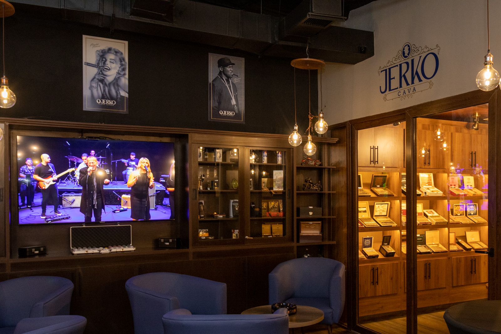 Jerko Cigar Lounge, lo nuevo en Honduras - Humo Latino